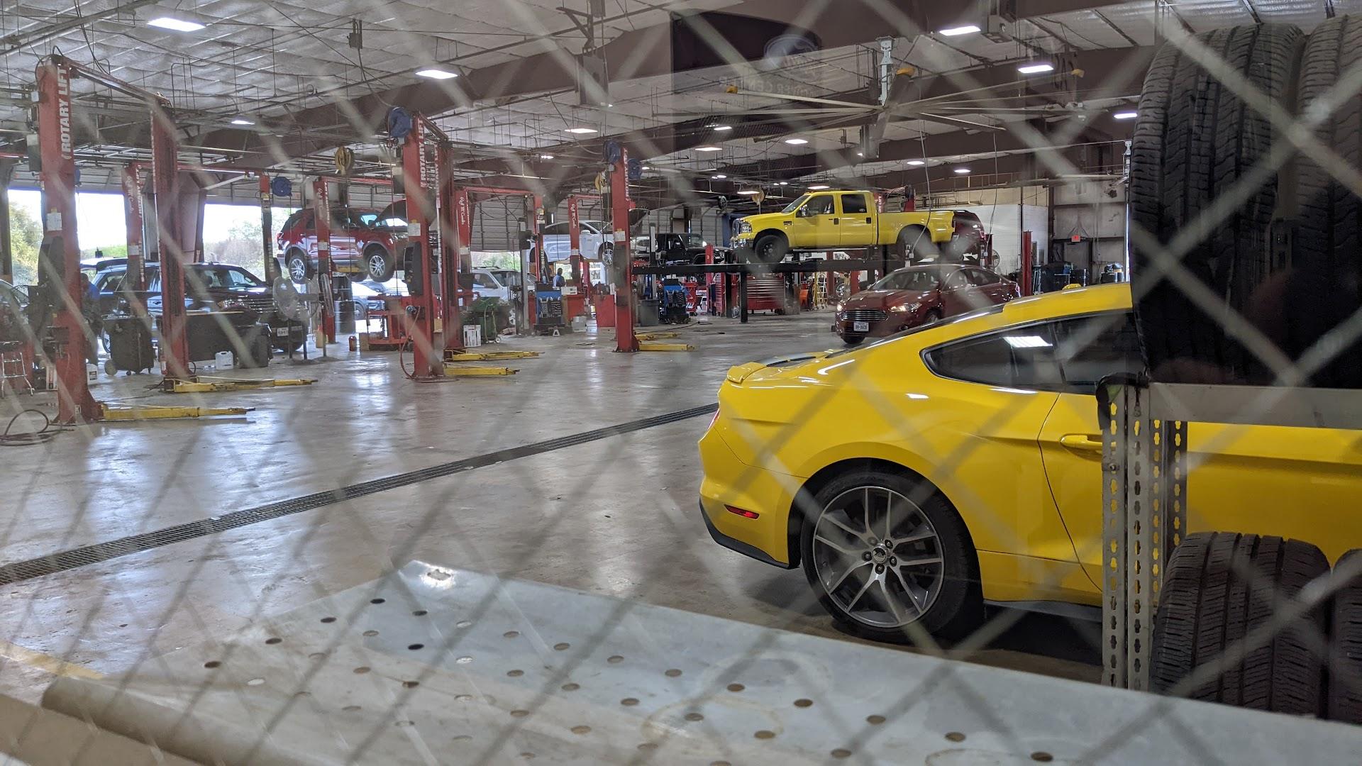 Red McCombs Ford - TexasCarDealers.net